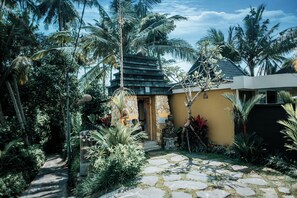 Entrada do alojamento