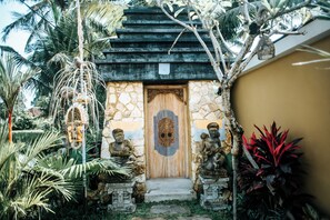 Entrada do alojamento