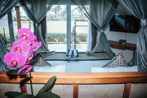 Villa Deluxe, 1 quarto, piscina privativa | Secretária, Wi-fi grátis 