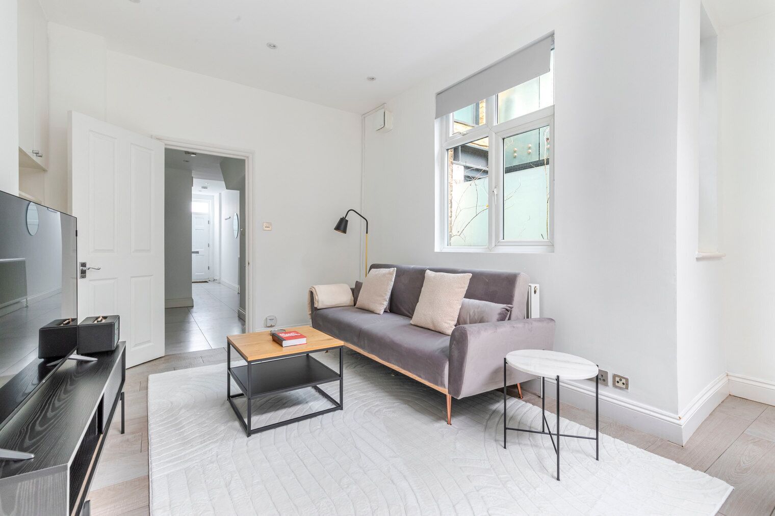 Blueground | Marylebone, View, Nr Regent's Park - Marylebone