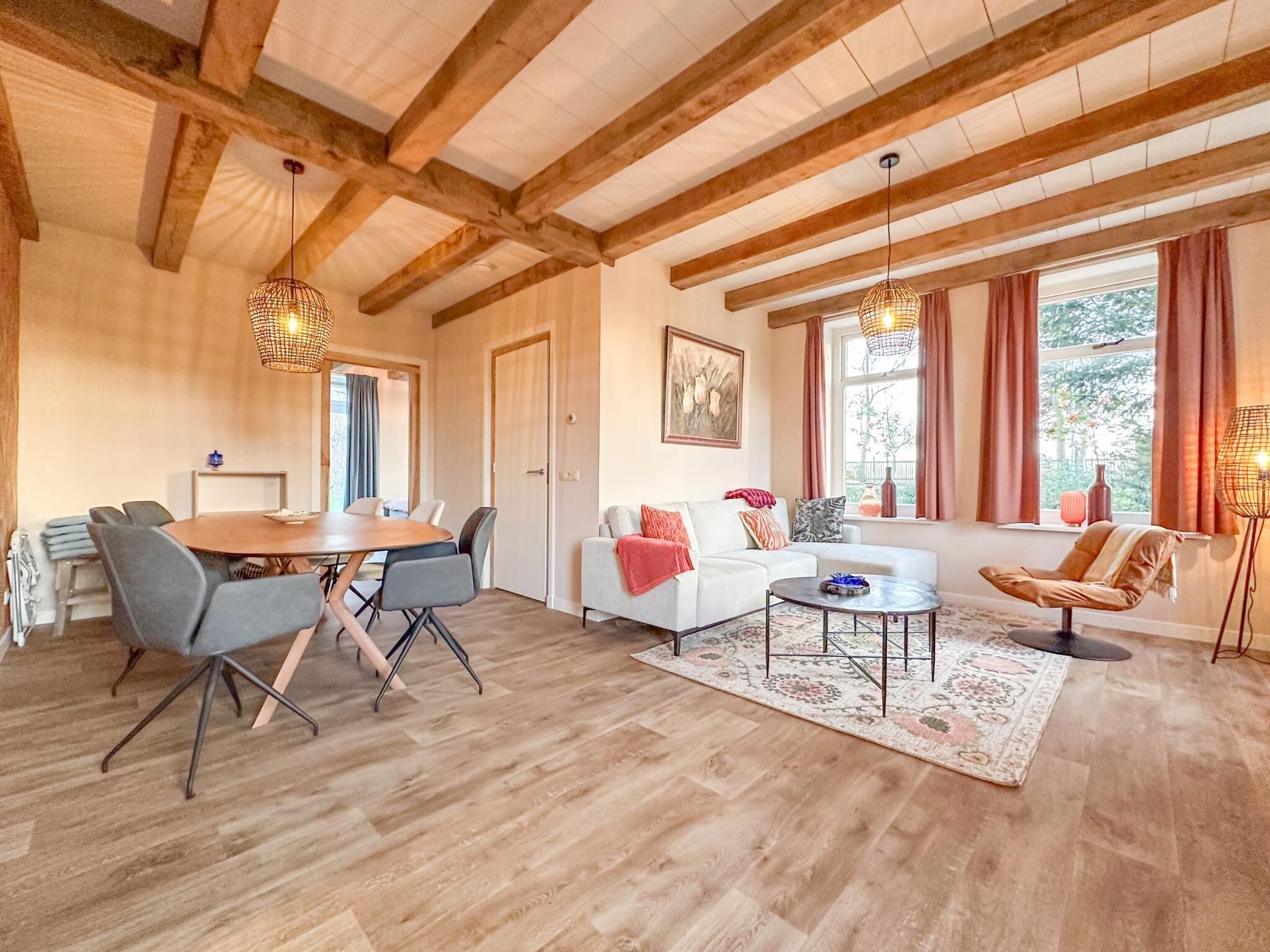 Idyllic Country House With Waterside Garden - Hoorn