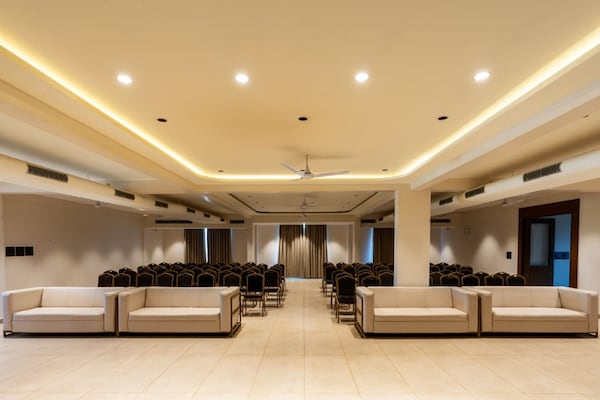 Avm Elite Suites Malur - Malur