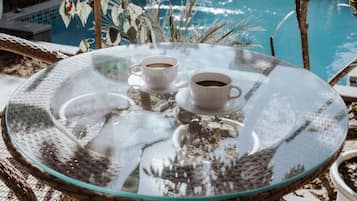 Pequeno-almoço tipo buffet diário incluído