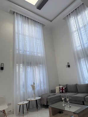 Deluxe Nairobi, Kenya Reviews, Deals & Photos 2026 - Expedia