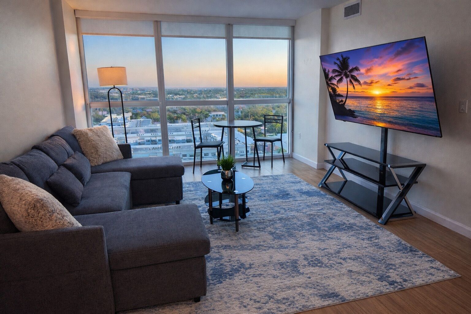 Luxury In The Sky Downtown Fort Myers - Fort Myers, FL