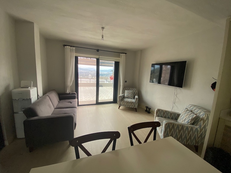 2+1 Duplex Apartment In A Secure Site With Shared Pool In Bodrum Bitez - Bitez