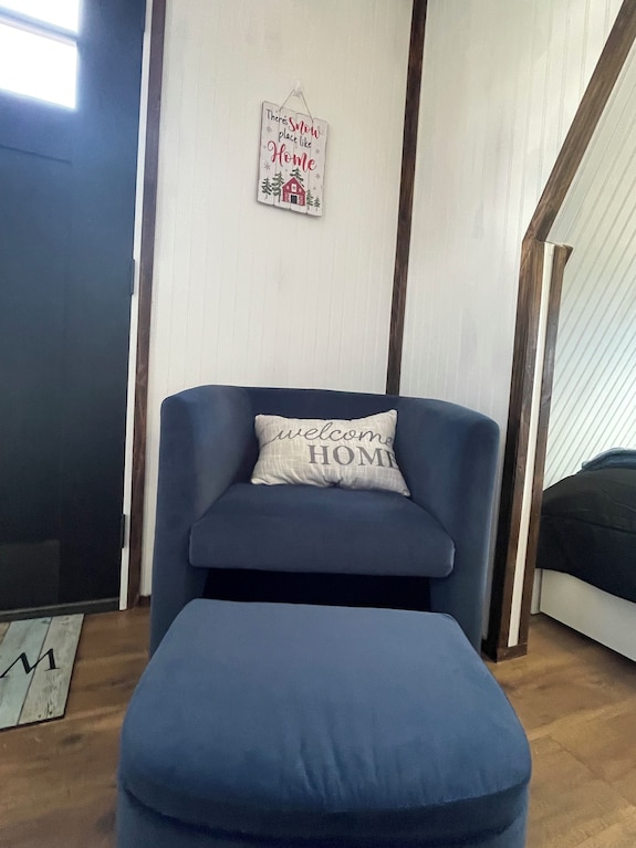 Cute 1-bedroom Micro Cabin In Tranquil N Colorado Spgs Close To Usafa On 5 Acres - Colorado