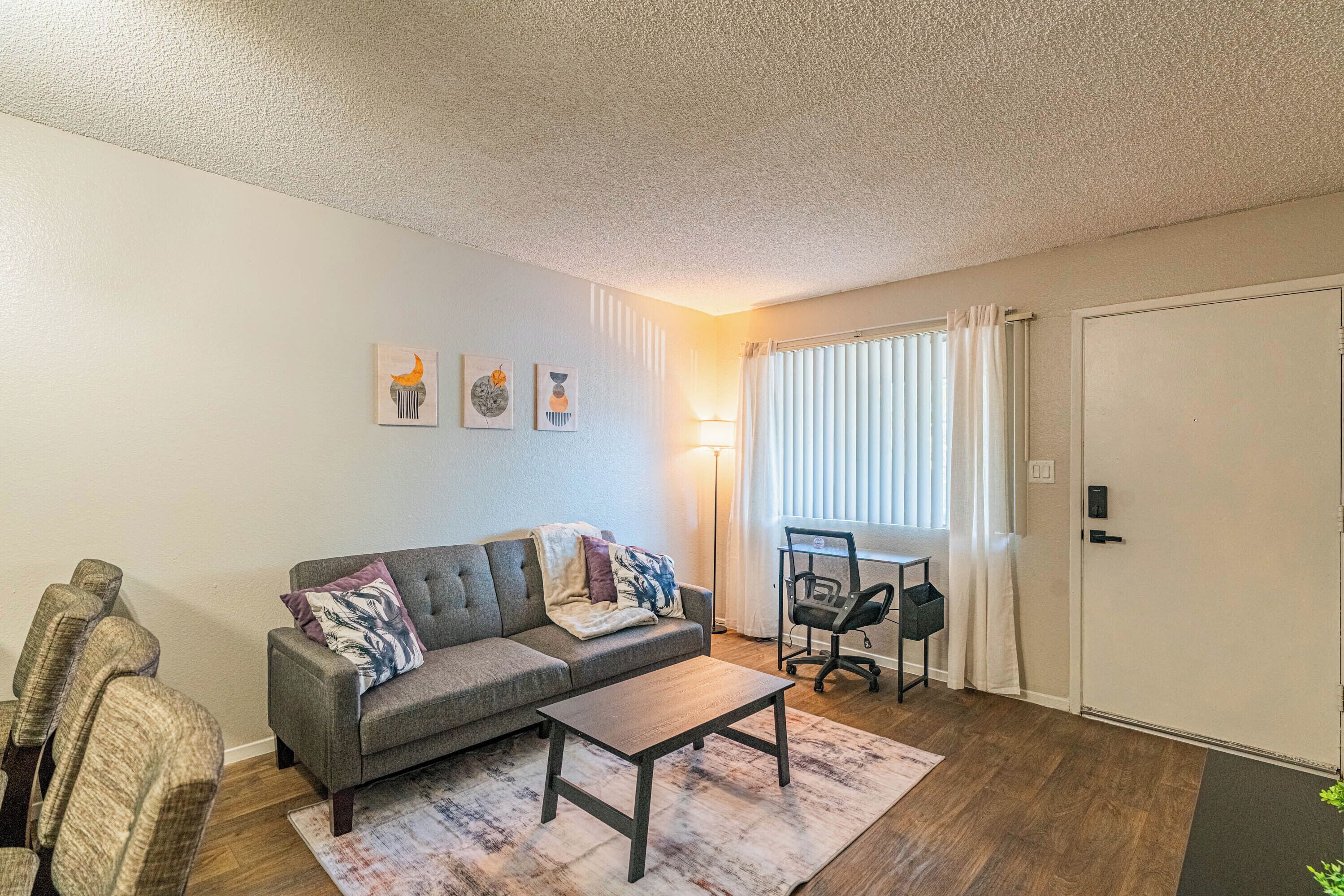 Comfy, Clean, Quiet, & Affordable! Heart Of Tempe! - Tempe, AZ