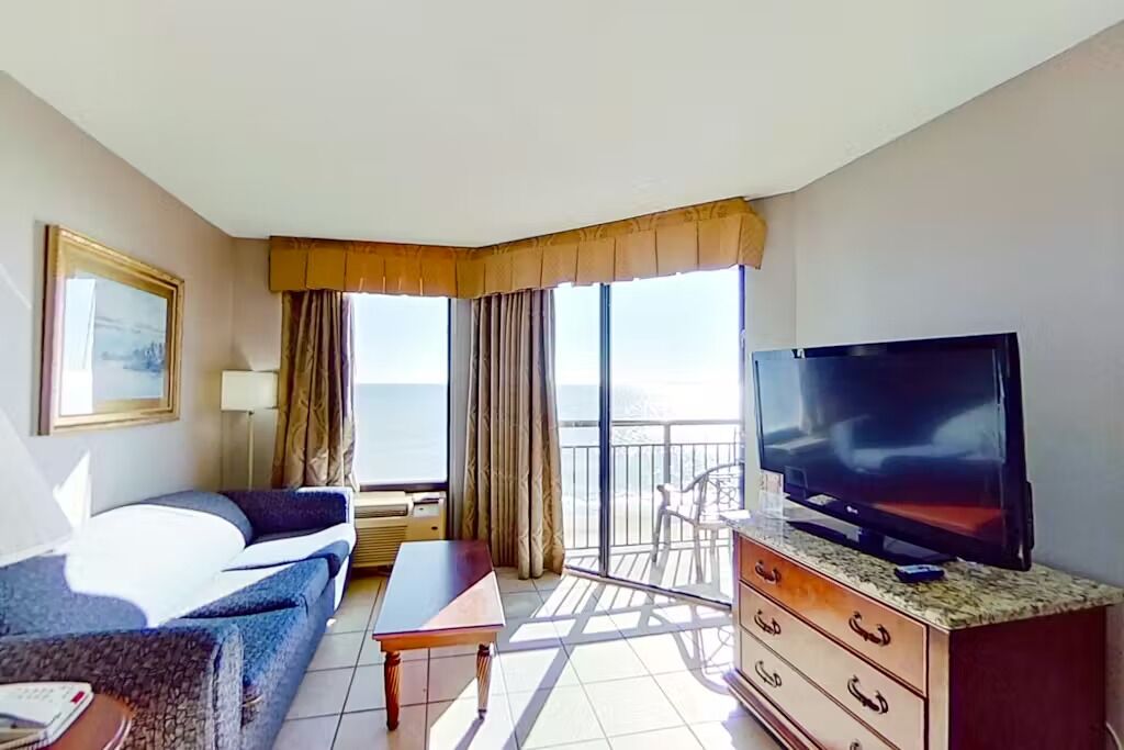 8th Floor Oceanfront Condo - Myrtle Beach, SC