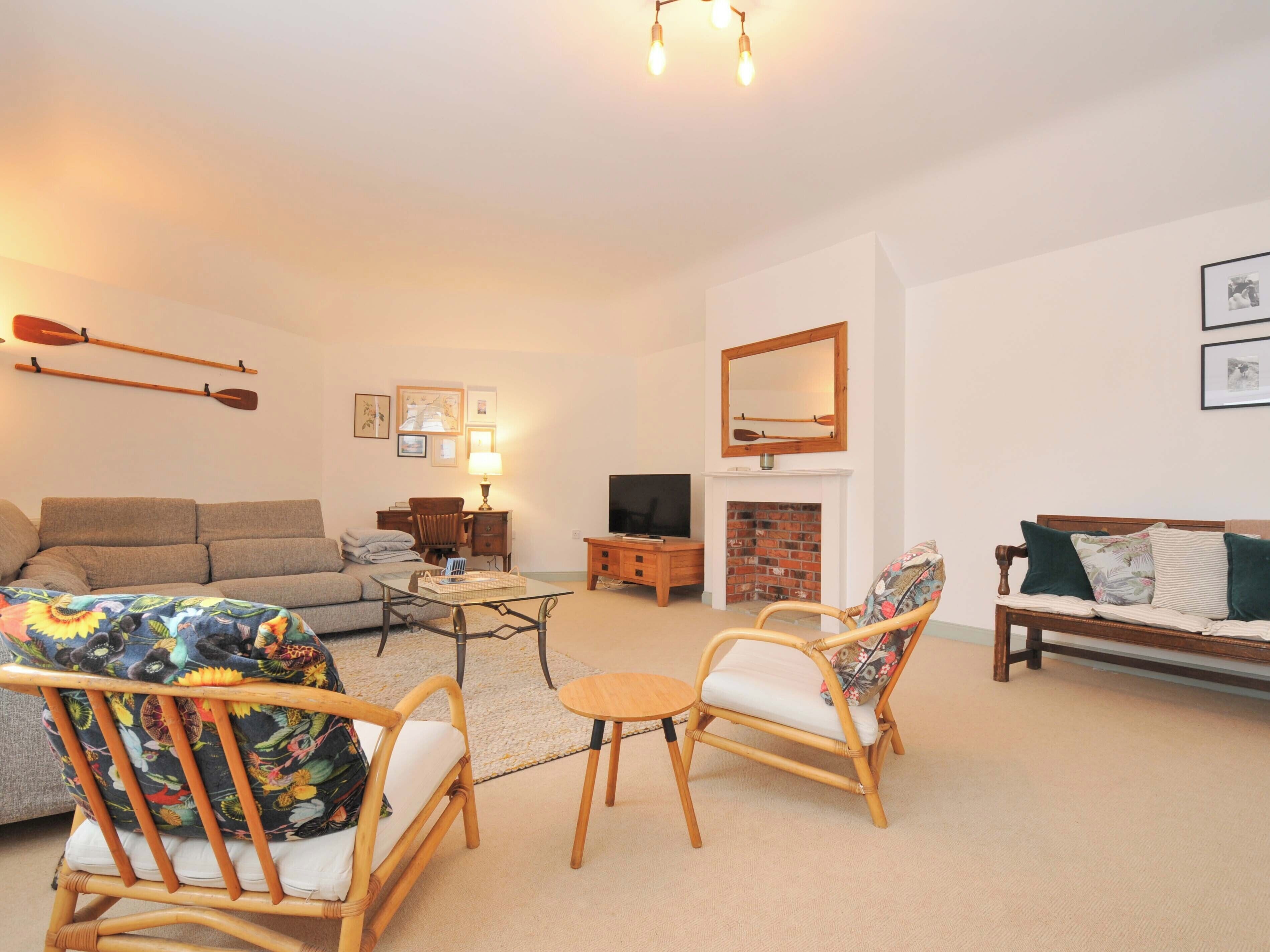 Cribba, Pet Friendly, Character Holiday Cottage In Port Isaac - Edmonton, UK
