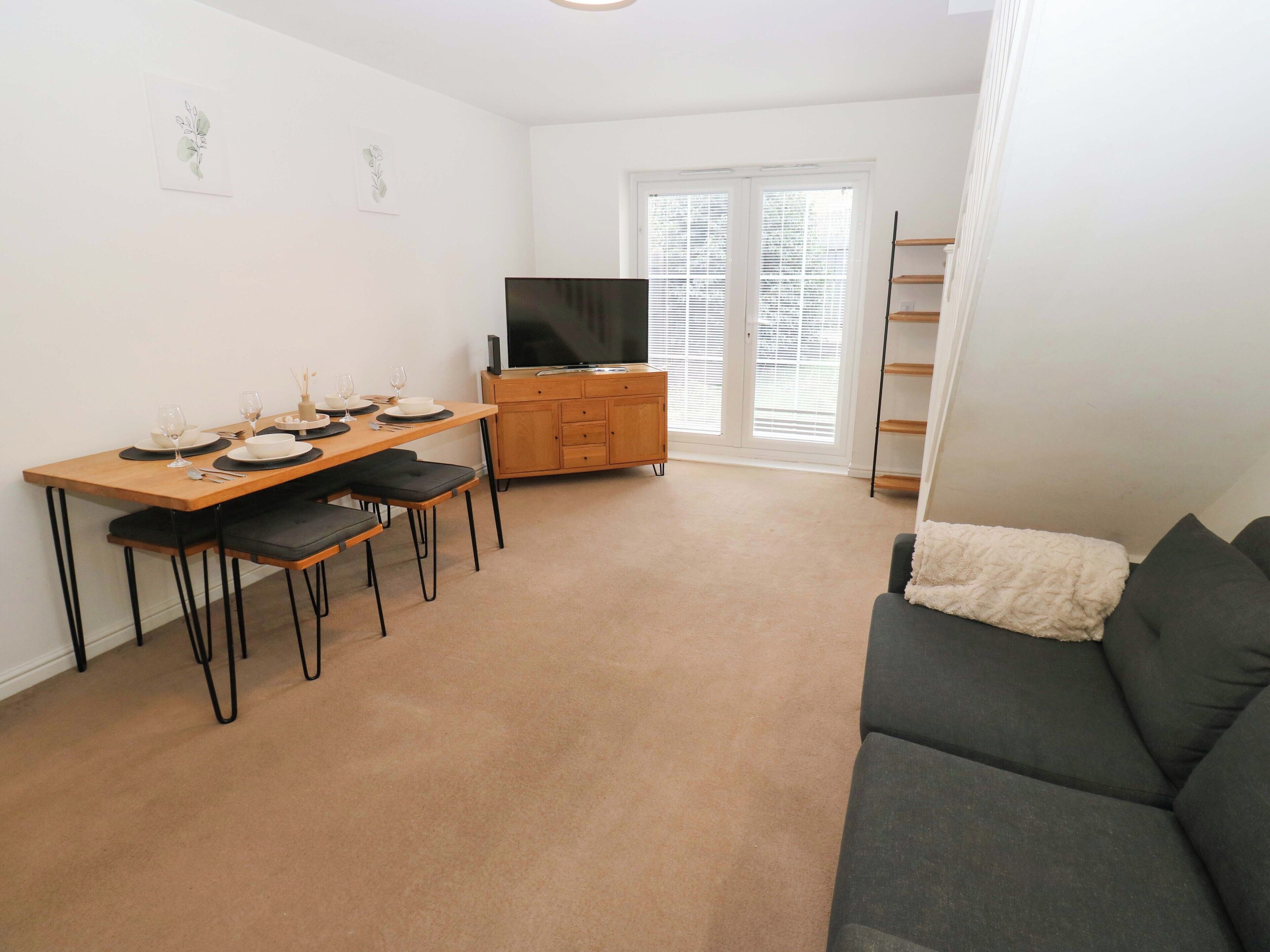 Cottage Holiday Home, With A Garden In Huddersfield - Huddersfield