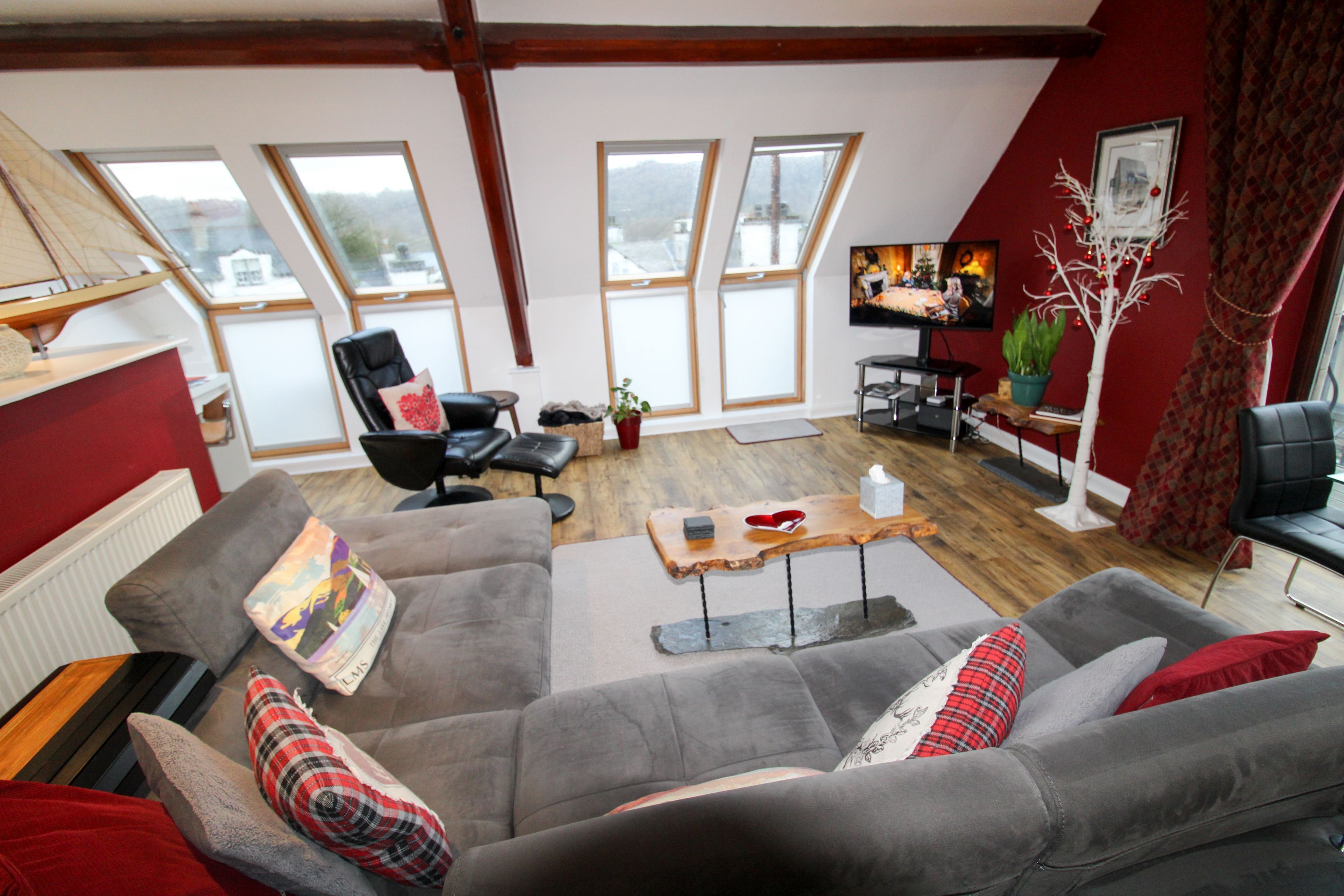 Romantic Cottage With Lake View In Bowness On Windermere - Bowness-on-Windermere