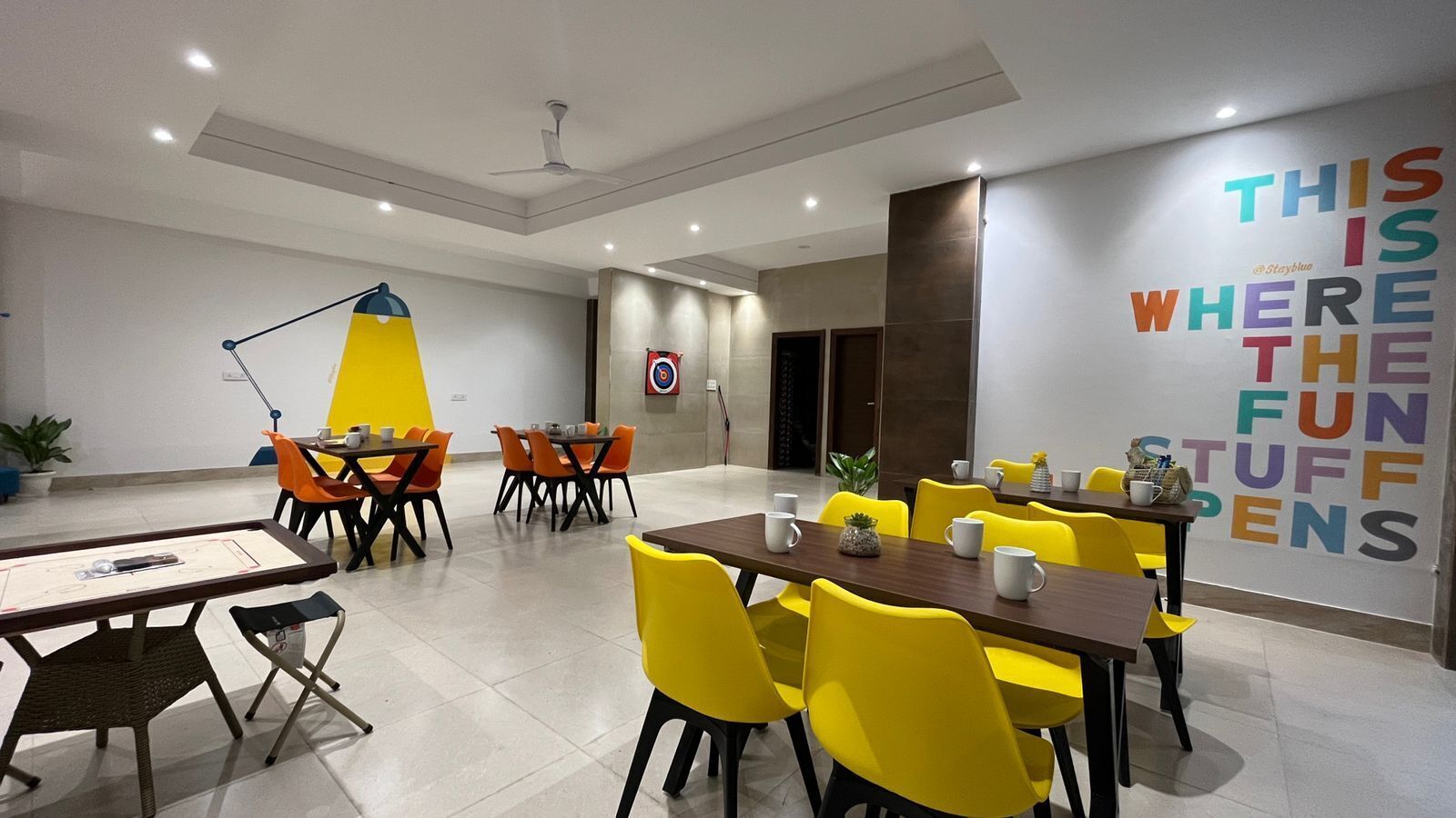 Café da manhã com buffet grátis todos os dias