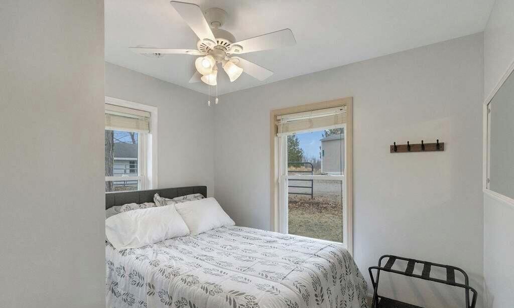 Charming Alpena Retreat With Scenic Views - Presque Isle, MI