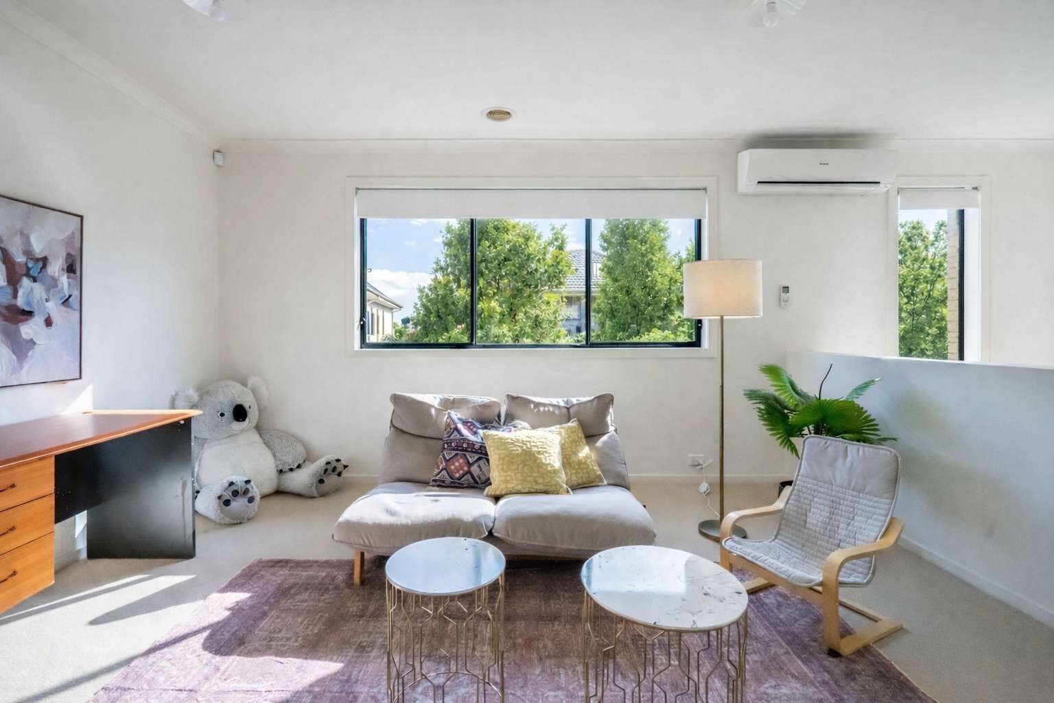 Contemporary Family Living At 4 Seafarer Way - Point Cook