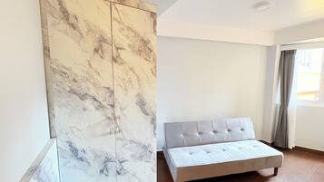 Quarto premium | Escrivaninha, Wi-Fi de cortesia