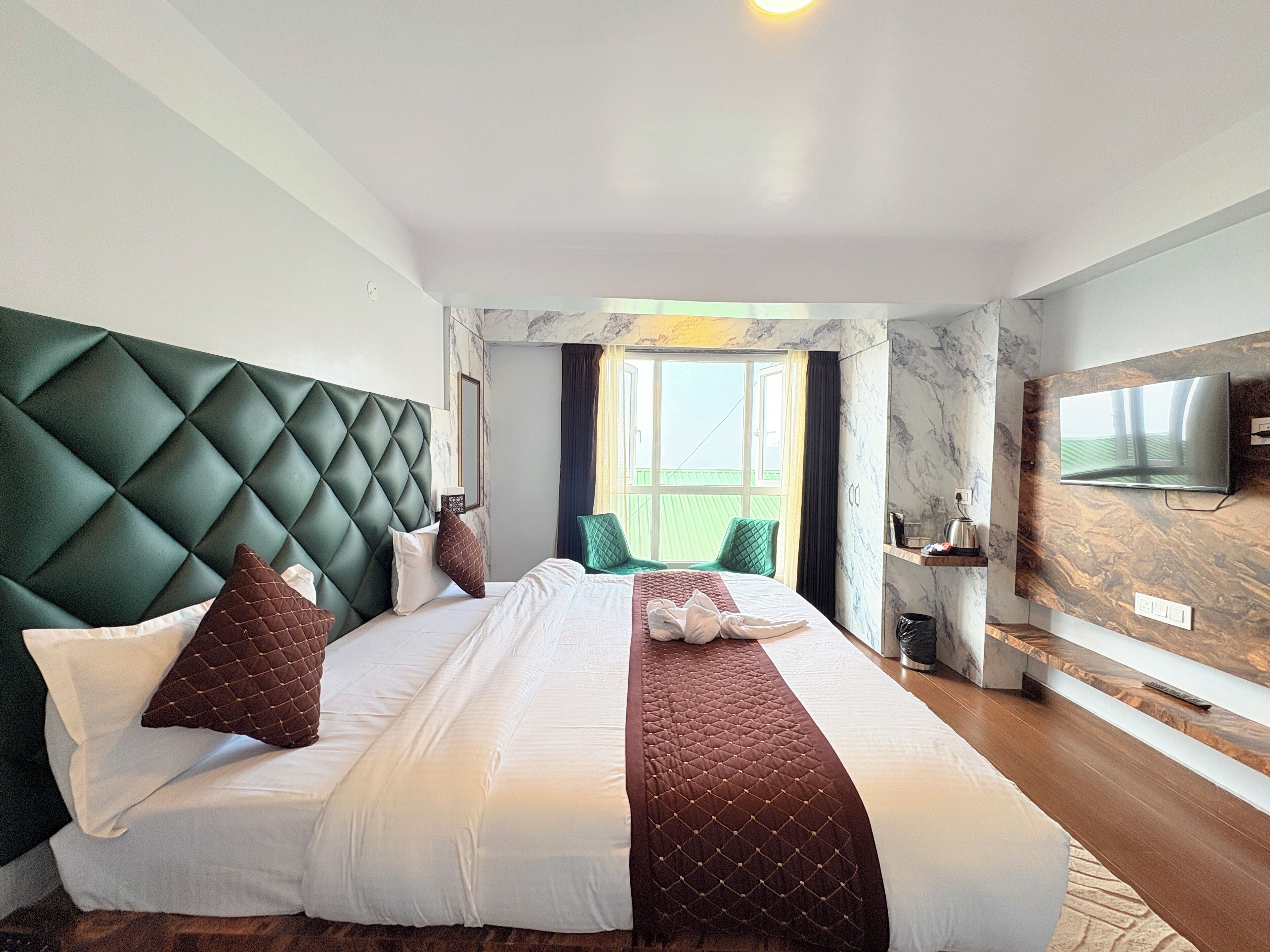 Quarto casal ou duplo premium | Escrivaninha, Wi-Fi de cortesia