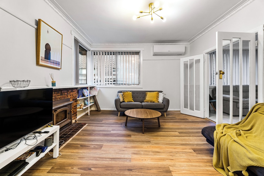 Generous Size 3br 1.5bath Every Bd Has Ac - Notting Hill