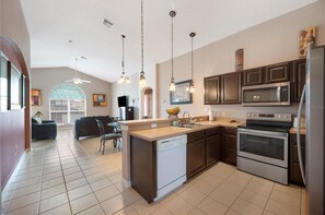 Perfect Cozy 3 bedroom retreat with a private pool Reviews, Deals ...