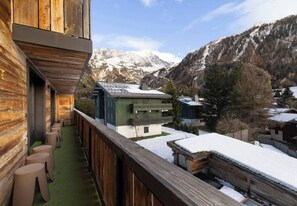 Grand Montana - Sublime 7pax | 3CH 3SDB | Vues | Remontées 5mn Reviews ...