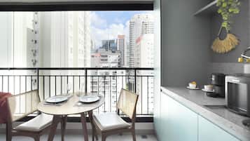 Estúdio | Varanda coberta