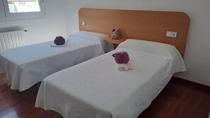 Secretária adequada para computadores portáteis, Wi-fi grátis