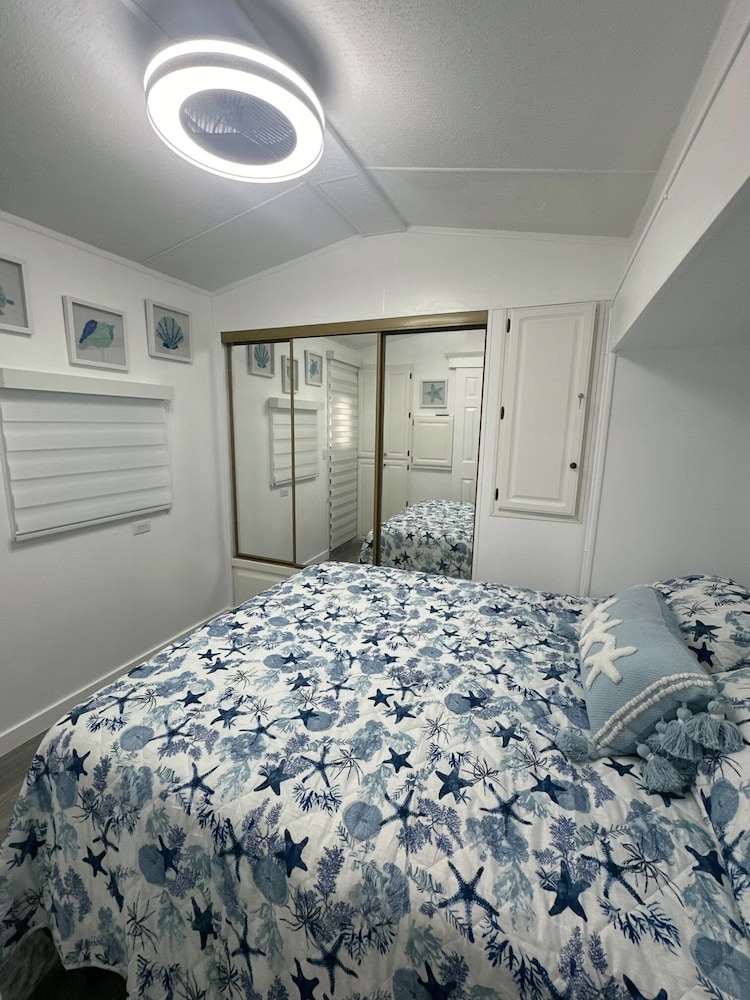 Cozy Trailer Retreat - Key Largo - Key Largo | Vrbo
