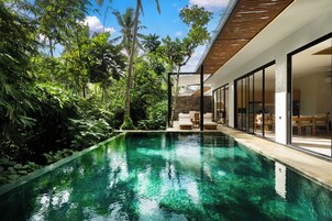 2br Arana Villa with Private Pool | Piscina particular