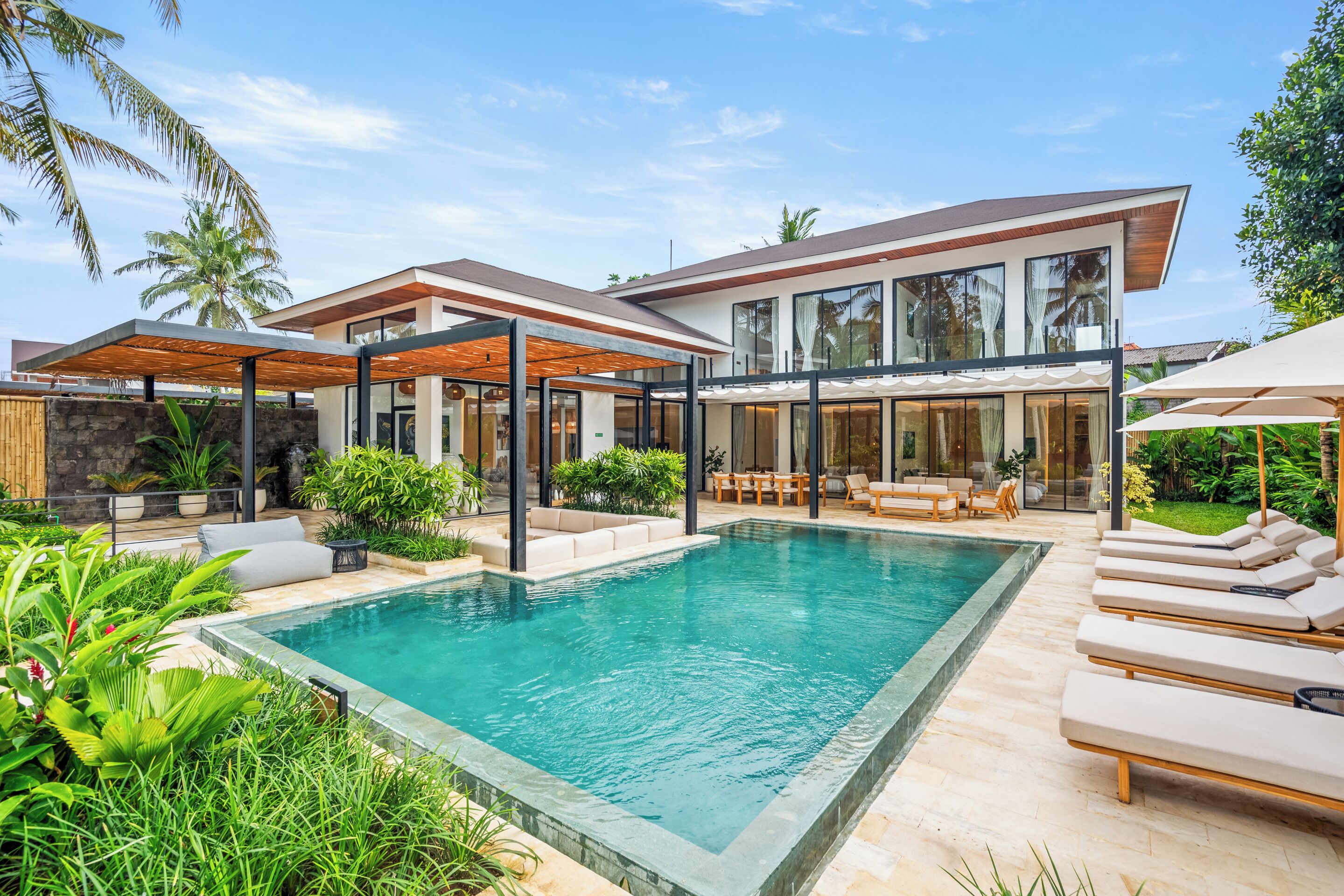 5br Candra Villa with Private Pool | Piscina privativa