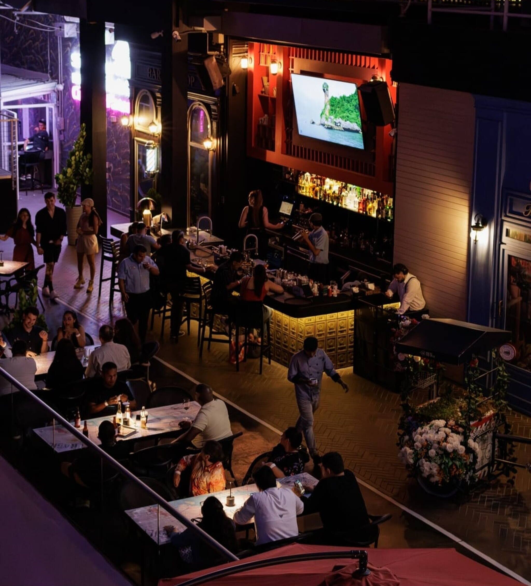 Apartamento, 2 quartos, acessível | Bar (no alojamento)