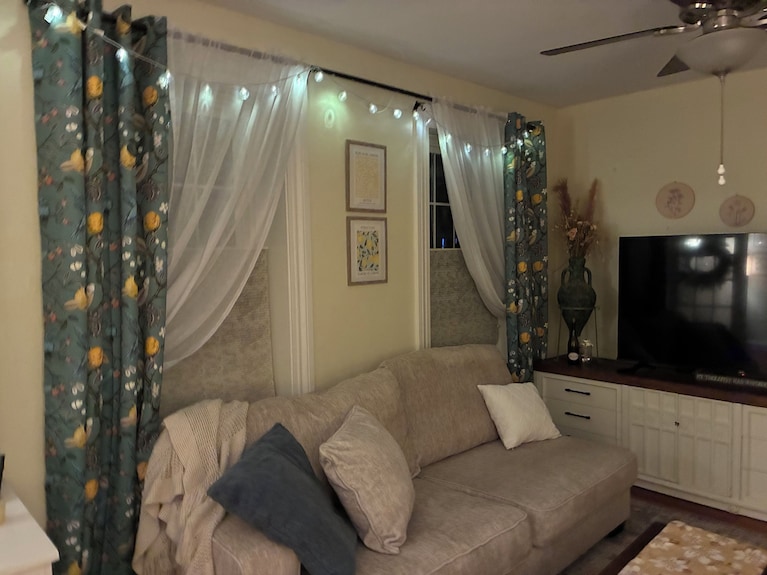 The Willow Wren Cottage Clean, Cozy, Chic, 2 Bed/2 Bath Historic Retreat - Bethel, PA