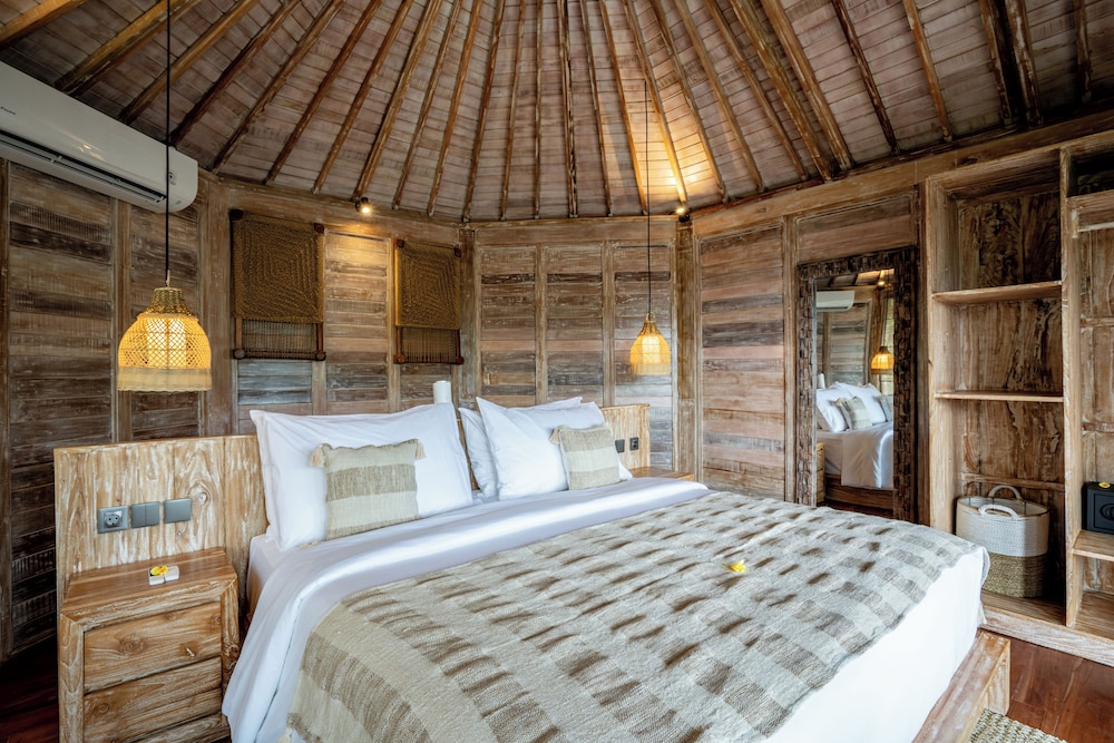 Moonlit Jungle - Bali