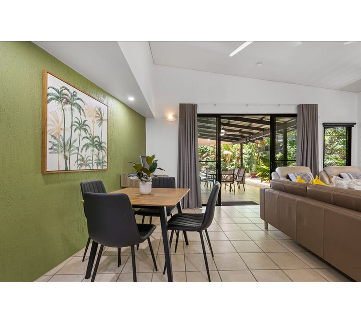 Escape To Paradise Villa #1. 3 Bedroom. Walking Distance To 4 Mile Beach. - 포트더글라스