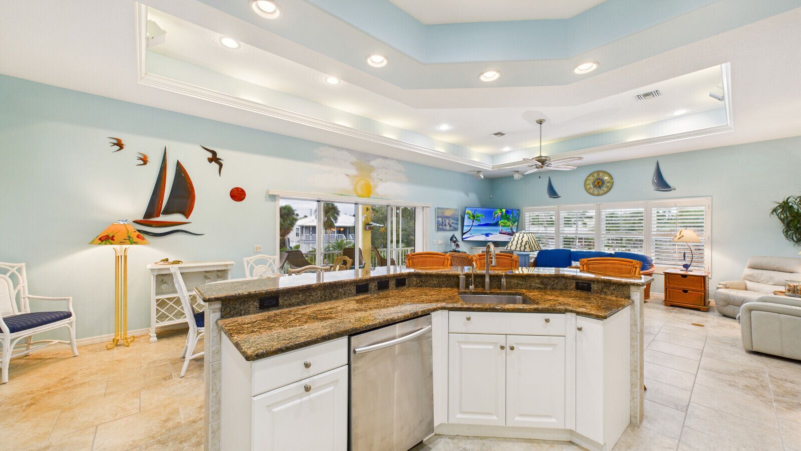 Island Retreat W/ Private Pool - Holmes Beach, FL