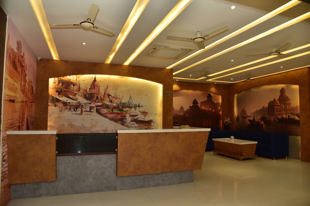 The Grand Chandra - Mirzapur