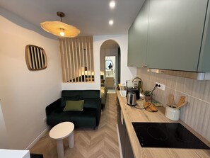 Modern apartment 15 minutes from Paris by RER C in a friendly ...
