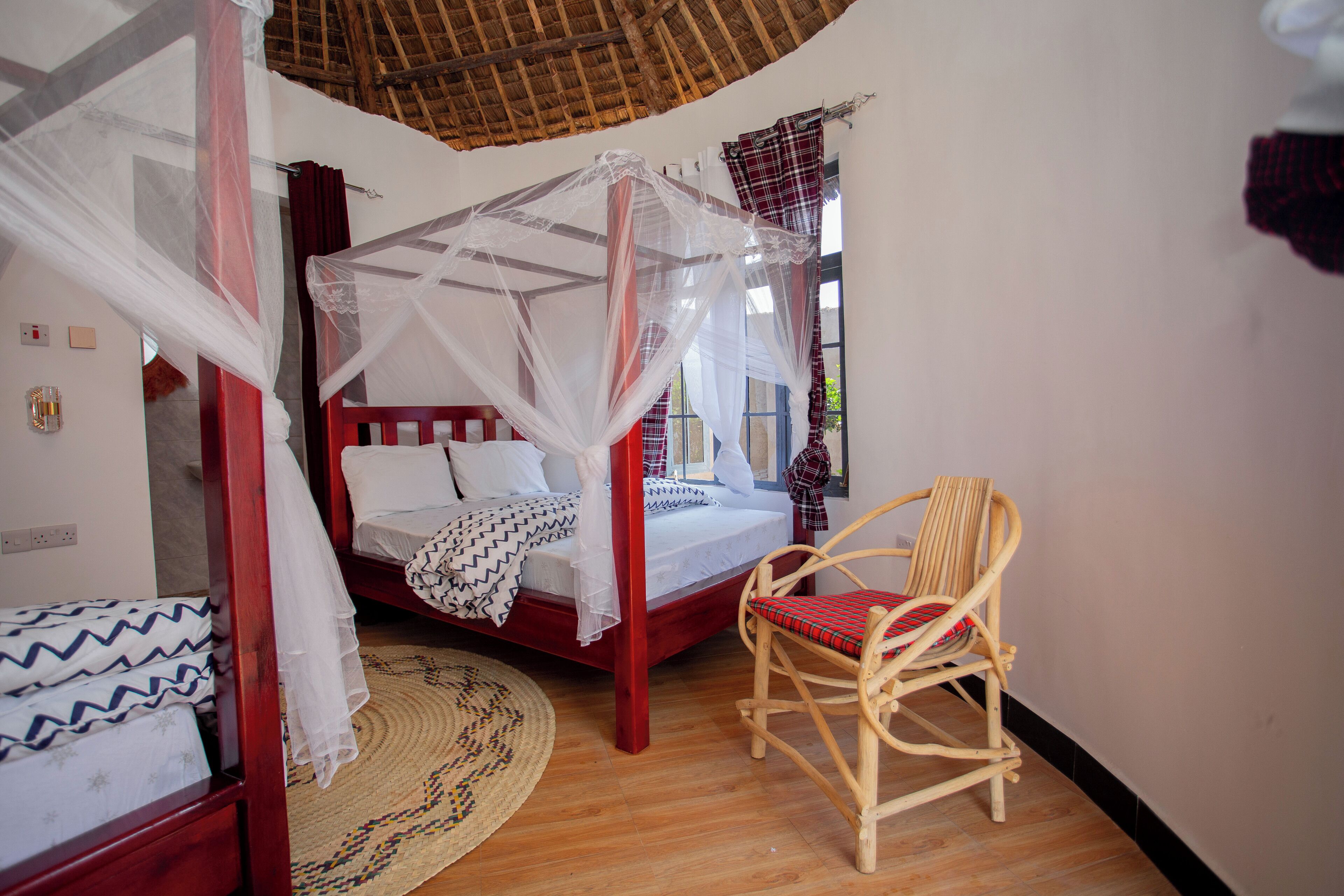 Quarto Duplo Deluxe | Ferro/tábua de engomar, Wi-fi grátis 