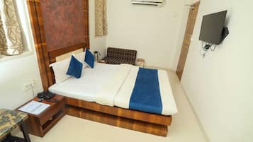 Quarto Duplo Básico | Secretária, secretária adequada para computadores portáteis