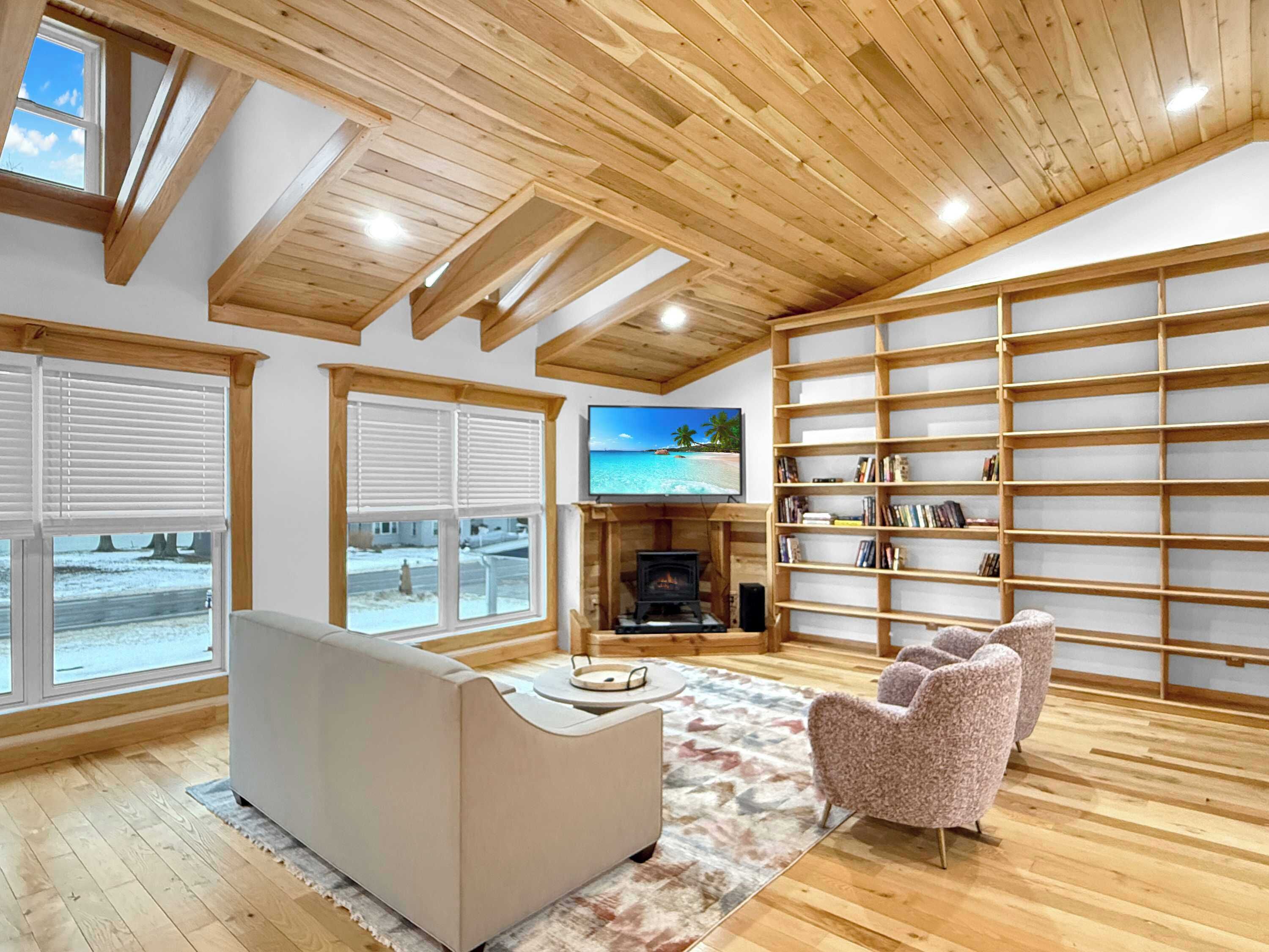 Eriesistable Escape - Lake Views + Hot Tub - Geneva-on-the-Lake, OH