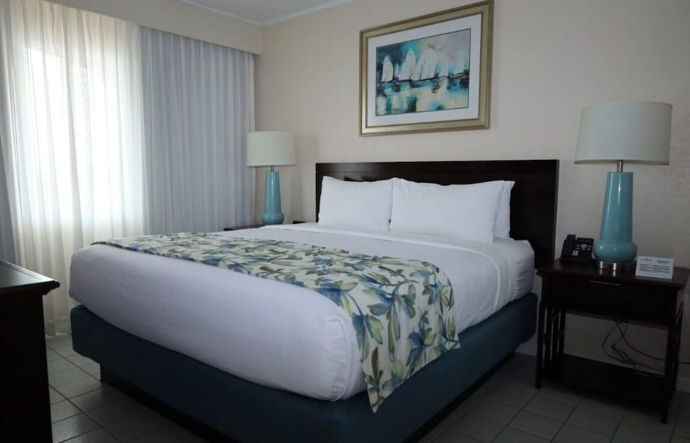 Last minute deal on Aruba Resort;Large 1st Floor Suite;Sleeps 4; 1 ...