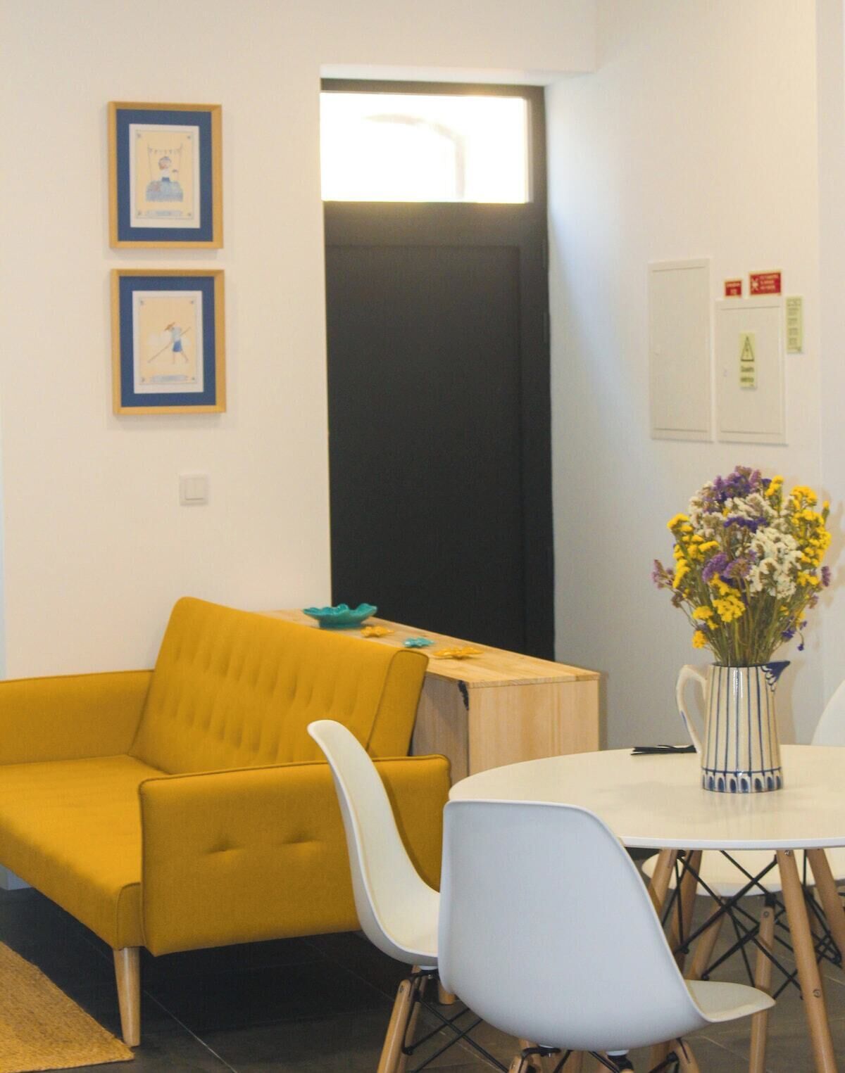 Just Close To The Estuary - Aveiro