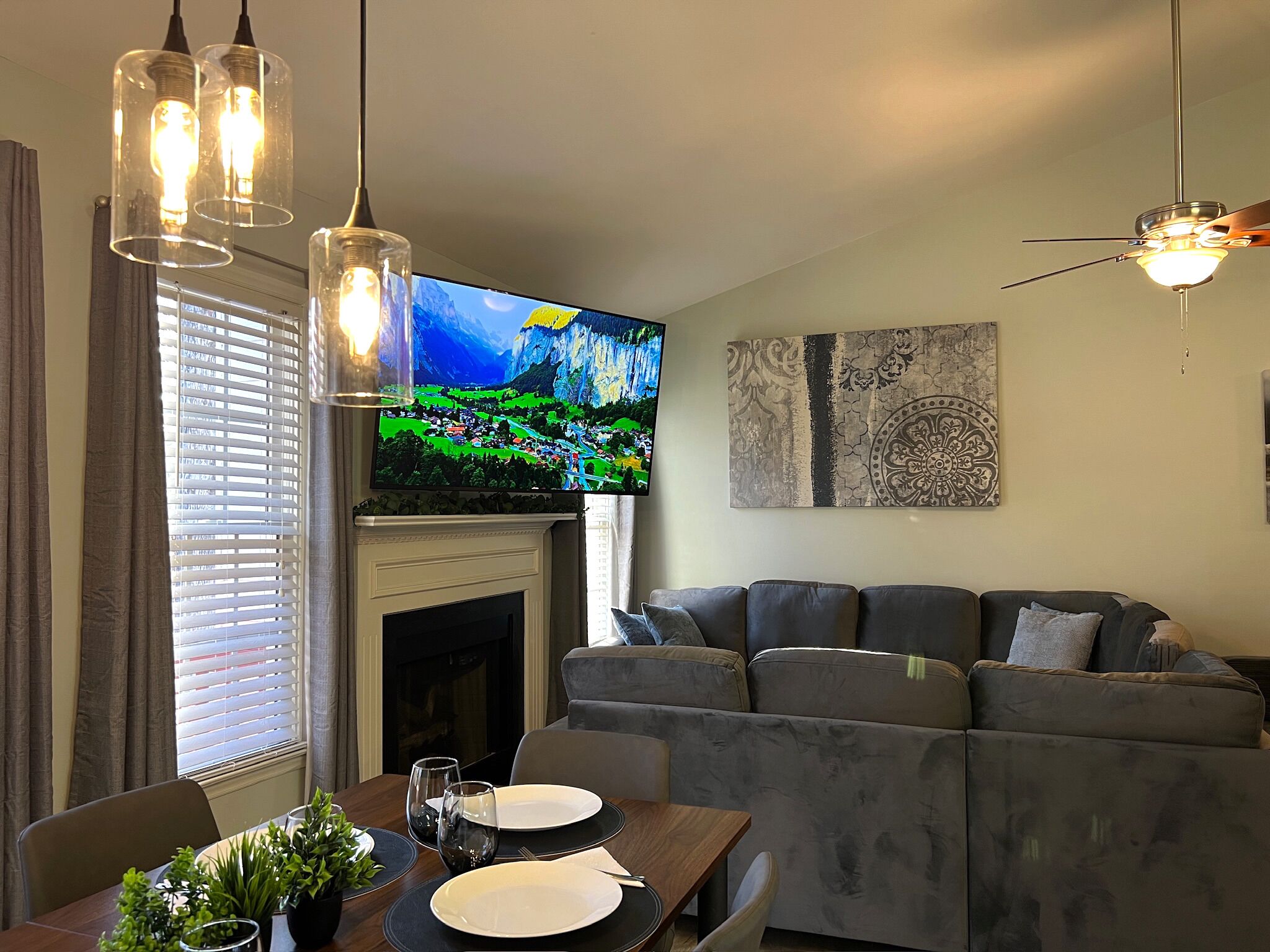 King Bed, Workspace, Games Near Rdu, Rtp, Downtown - Cary, NC