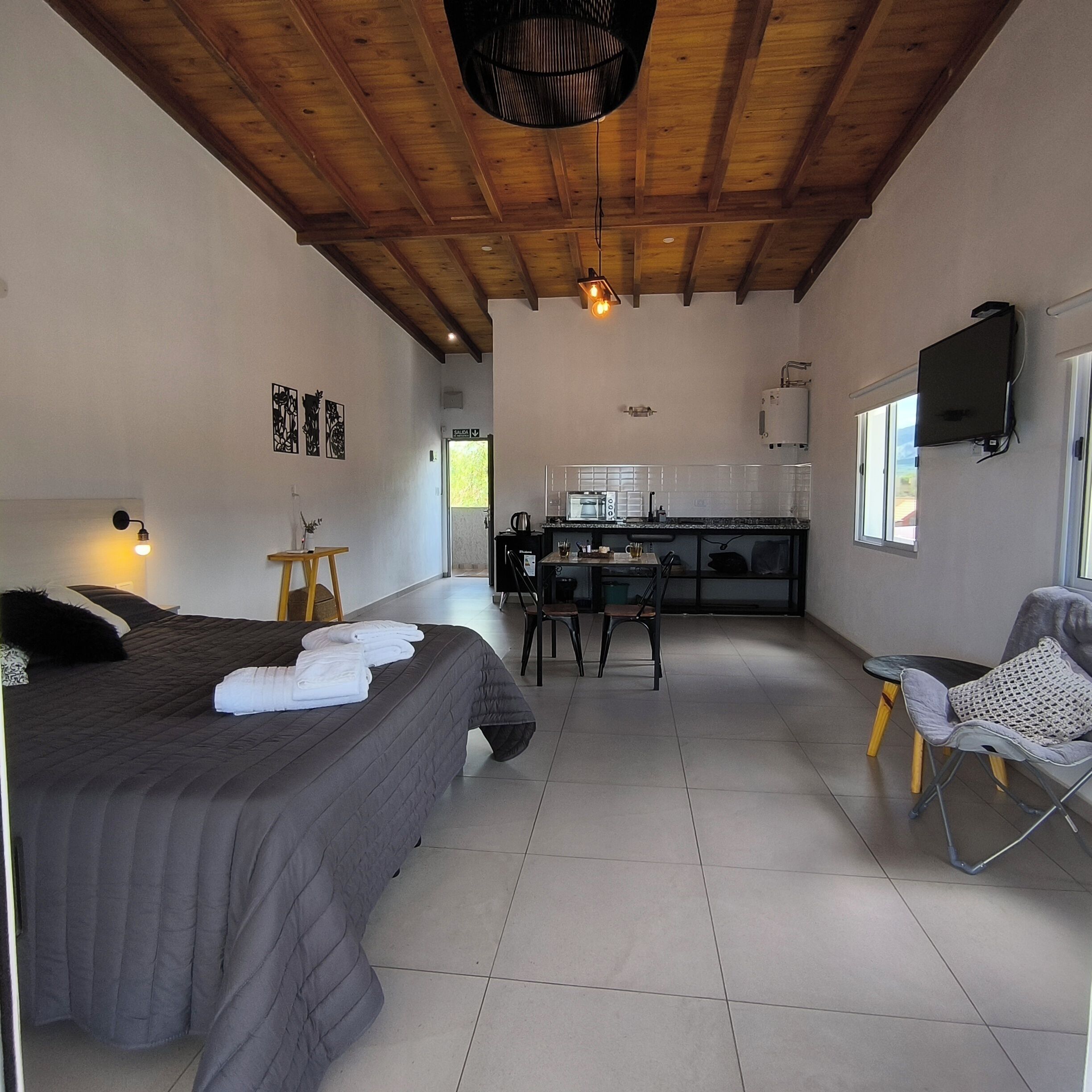 Close To Everything! Merlo S Luis Apartment For Couples Spacious, Bright, Modern - Ituzaingó