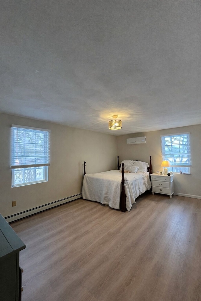 3-bedroom house in South Kingstown near URI, downtown Wakefield, and RI ...