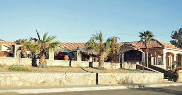 Fachada da propriedade