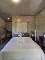 Ferro/tábua de engomar, Wi-fi grátis, roupa de cama fornecida