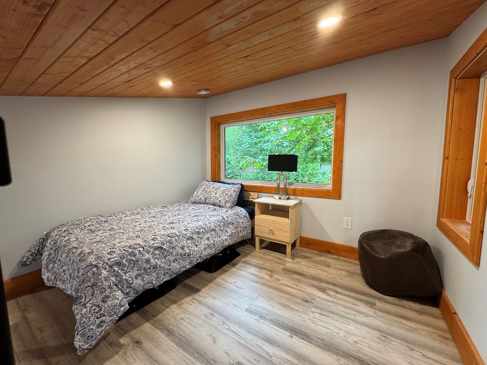 Modern Farm Cottage on Private Acreage in Charming Point Roberts, WA ...