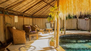Piscina externa