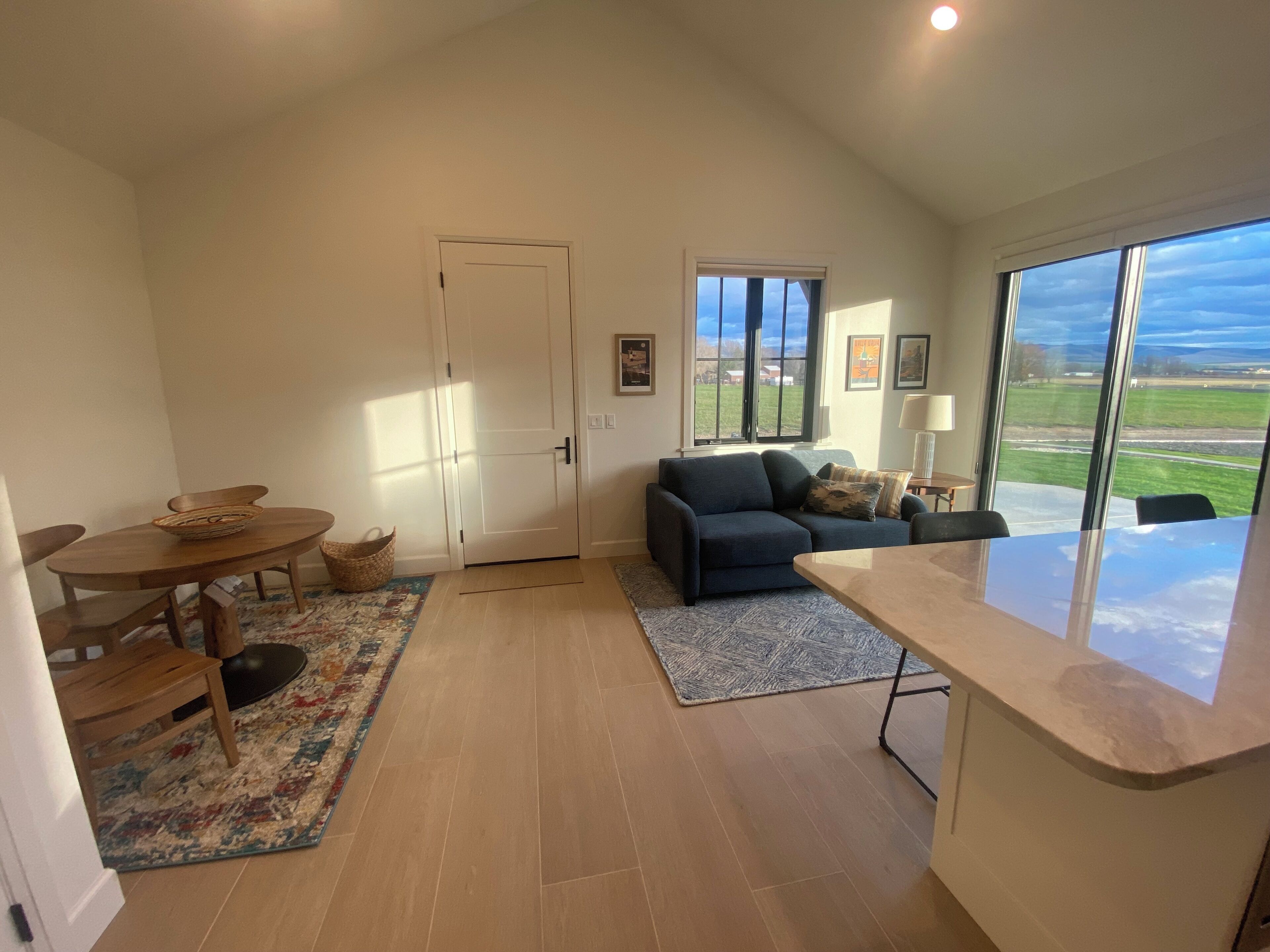 Charming Wine Country Cottage With Stunning Blue Mountain Views - Walla Walla, WA