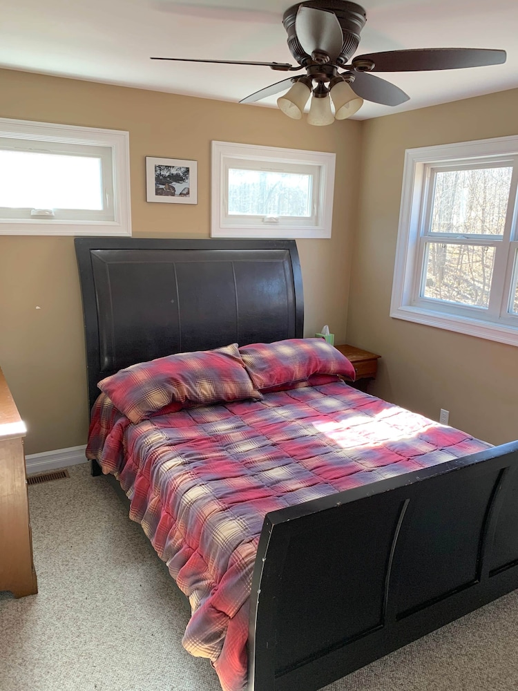 Ohana Cottage- Big Rideau Lake - Rideau Lakes | Stayz